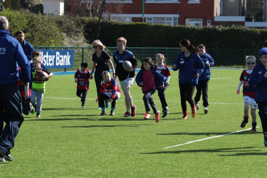 Joey Carbery Meets The Clontarf Bulls Team! - Clontarf Rugby